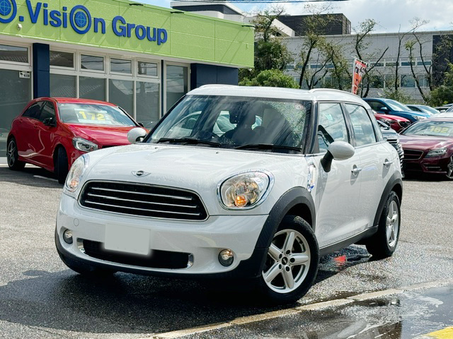 Mini Cooper CROSSOVER - Vision Garage